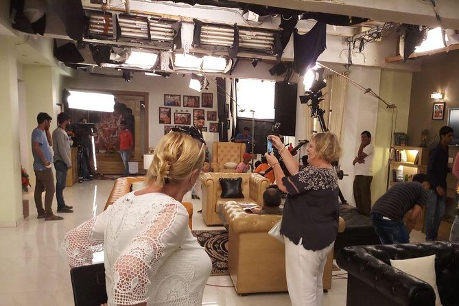 Half-Day Bollywood Tour with DANCE OPTION. - FAQ