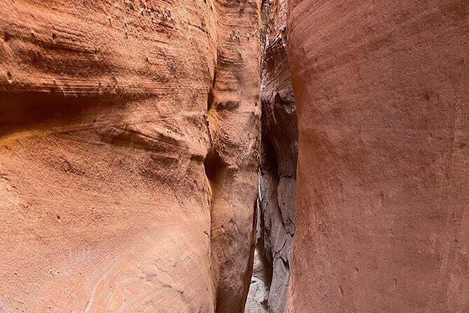 Half Day Canyoneering Tour in Egypt Slot Canyon - Key Points