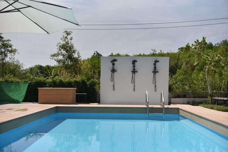 Half-Day Chill Experience at Khaolak Waterside Beach Club - Who is This Tour Best For?