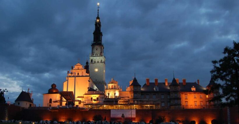Half-Day Czestochowa Black Madonna Tour from Krakow - The Black Madonna and Its Historic Significance