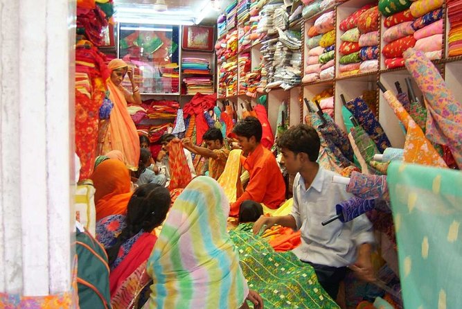 Half Day Delhi Shopping Tour With Shopping Consultant - The Value of a Guided Shopping Tour