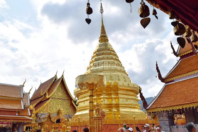 Half Day Doi Suthep Temple and Palad Temple (Private tour) - Frequently Asked Questions