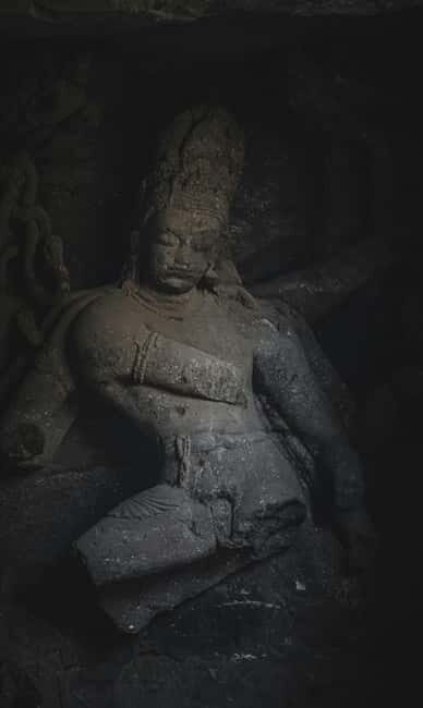 Half-Day Elephanta Caves Tour with Ferry Ride from Mumbai - A Deep Dive into the Experience