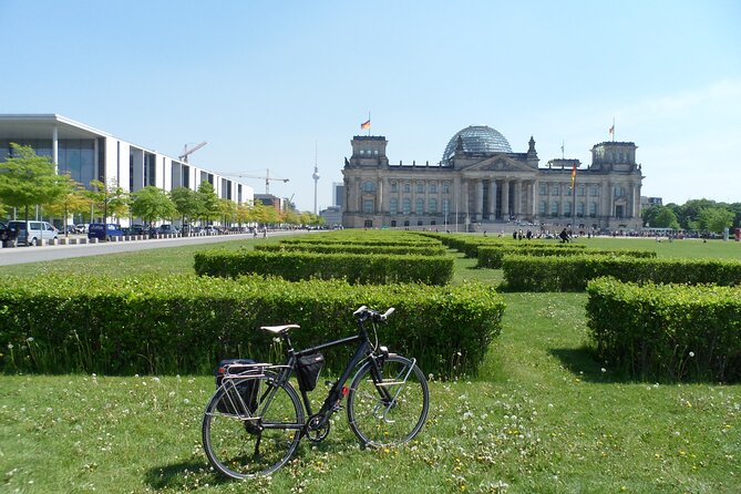 Half-Day Guided Bike Tour of Central Berlins Highlights - Group Size and Tour Conditions