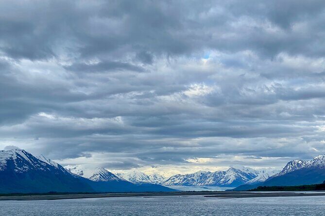 Half-Day Guided Kayak Tour on Knik River - An Authentic Alaskan Adventure: The Half-Day Guided Kayak Tour on Knik River