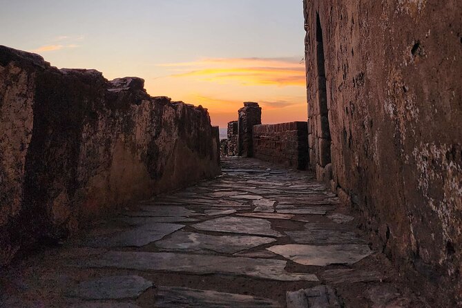 Half Day Guided Monsaraz Village and Castle Tour From Évora - Discovering the Magnificent Monsaraz Castle