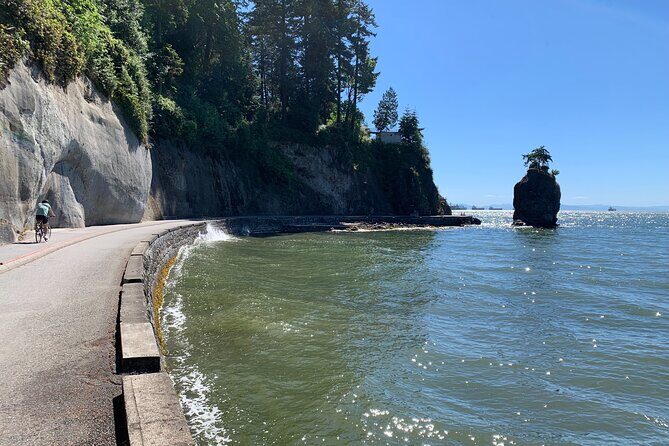 Half-day Hike and Bike Tour in Vancouver - Key Points