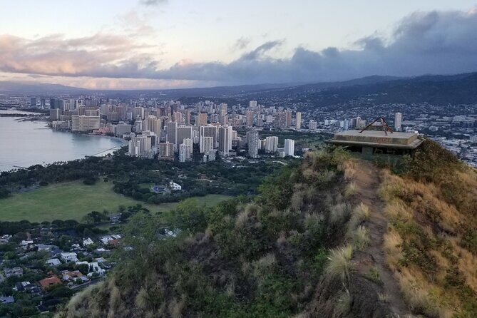 Half-Day Hiking Tour to Diamond Head and Makapuu Lighthouse - Key Points