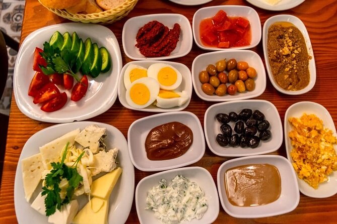 Half-Day Istanbul Private Food Tour & Culinary Experience - Discovering Traditional Turkish Street Food