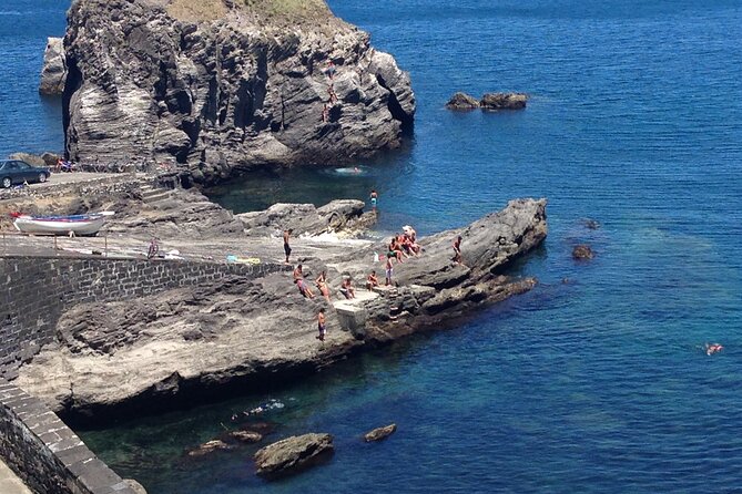 Half-Day Jeep Adventure: Unexplored Landscapes & Lagoa Do Fogo - Taking in the Lush Island Landscapes