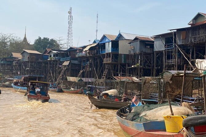 Half Day Kampong Phluk Floating Village and Flooded Forest Tour - Discovering Kampong Phluk: A Unique Glimpse of Cambodian Life on Water