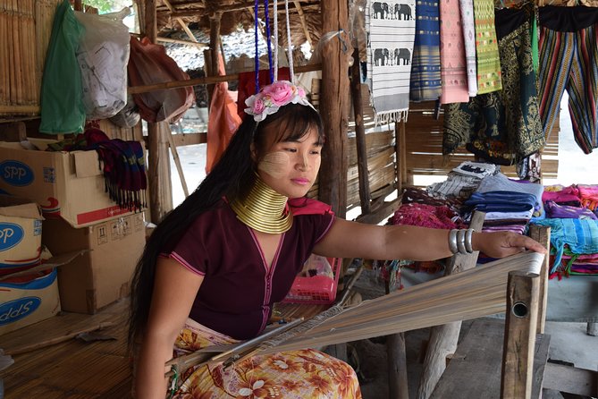 Half Day Long Neck hill tribe and Elephant POOPOOPAPER Park (Private Tour) - Key Points