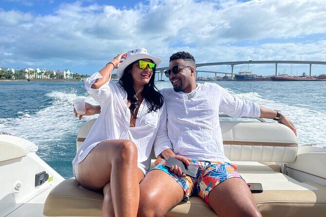 Half-Day Luxury Private Rose Island Pigs and Turtles Excursion - Key Points