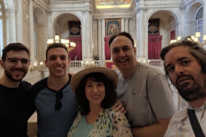 Half Day Madrid Highlights Customizable Walking Tour - Authentic Guides: The Heart of the Experience