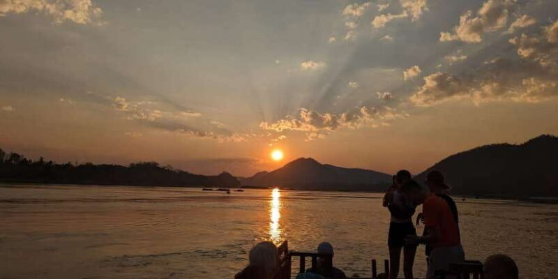 Half Day Mekong Cruise to Pak Ou Caves (Morning / Afternoon) - Who Should Consider This Tour?