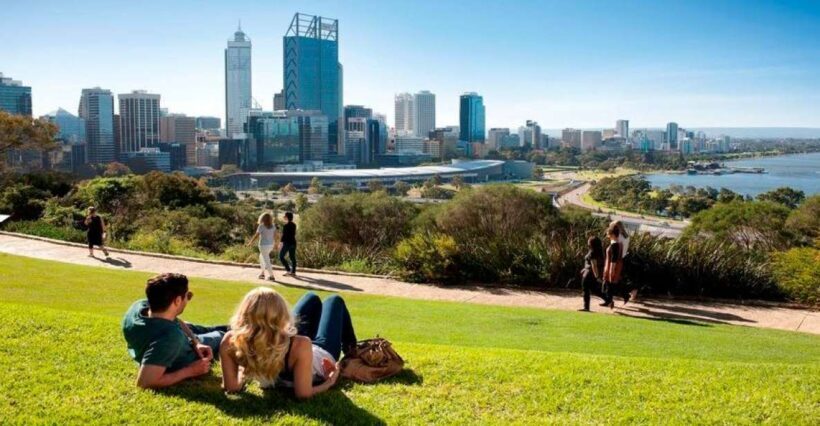 Half-Day Morning Perth & Fremantle City Explorer - A Deep Dive into the Experience