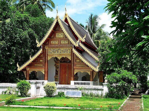 Half Day Old Town Chiang Mai Temple & City Private Tour (Minimum 2 Pax) - An Honest Look at the Half Day Old Town Chiang Mai Temple & City Private Tour