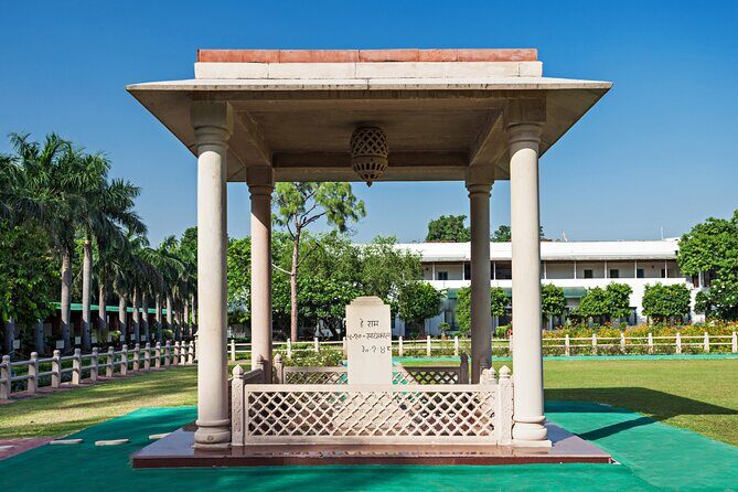 Half-Day Premium New Delhi Cycling Tour - Explore its glorious past - Final Verdict