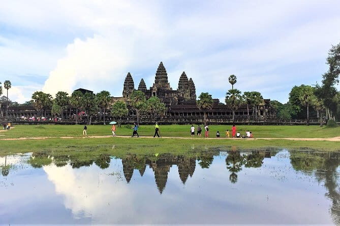 Half Day private Angkor Wat Sunset by Tuk Tuk - Key Points