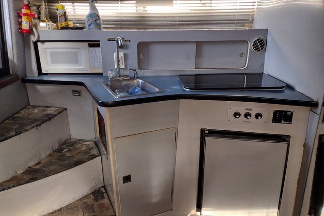 Half day private charter Icacos Island up to 6 guest - FAQs