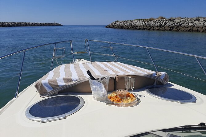 Half-Day Private Cruise With Drinks, Snacks, Paddleboards & Kayak - Personalized and Attentive Service