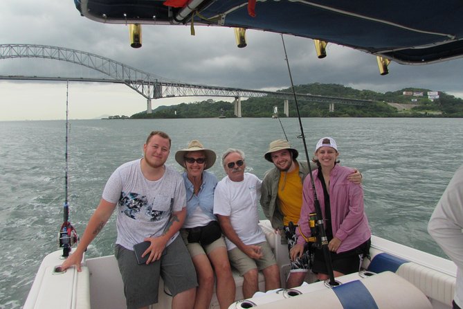 Half-Day Private Cruising and Fishing Tour at Panama Bay - Inclusions