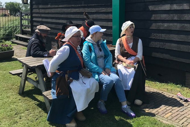 Half-Day Private Guided Sightseeing Tour of Zaanse Schans - Cheese Tastings and Local Delicacies