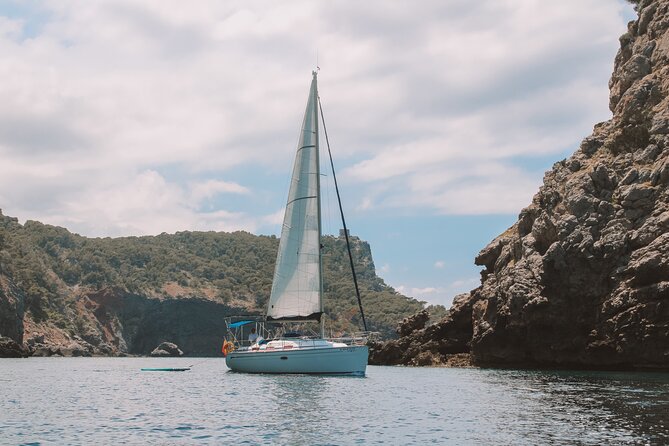 Half Day Private Sailing Tour Along the Tramuntana Coast - Boat Amenities and Features