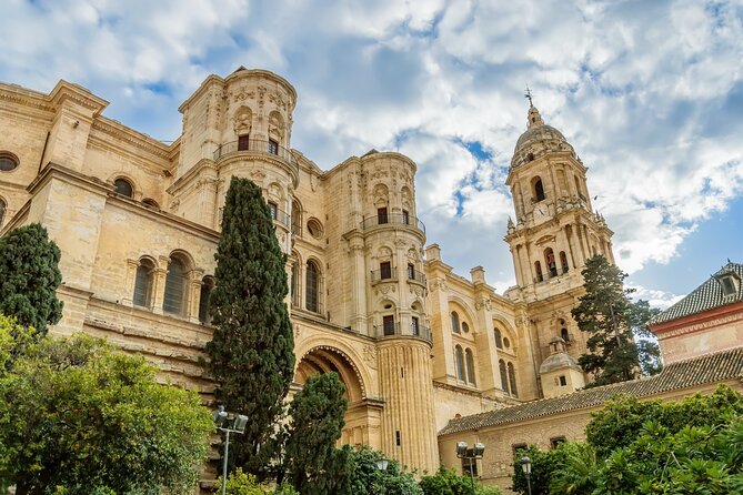 Half-Day Private Taxi Tour to Malaga Historic Center - Recommendations and Considerations