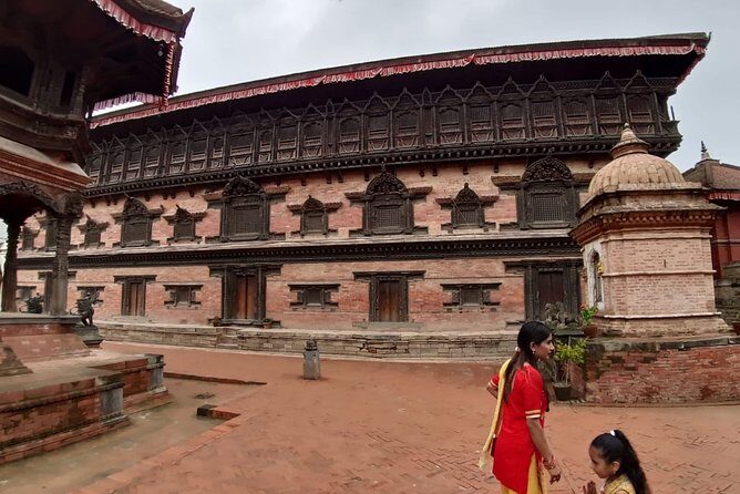 Half-Day Private Tour around Bhaktapur and Syambhunath Stupa - The Itinerary in Detail