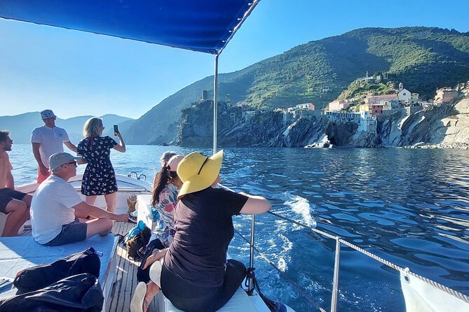 Half-Day Private Tour of Cinque Terre With a Traditional Gozzo - The Gozzo Boat Experience