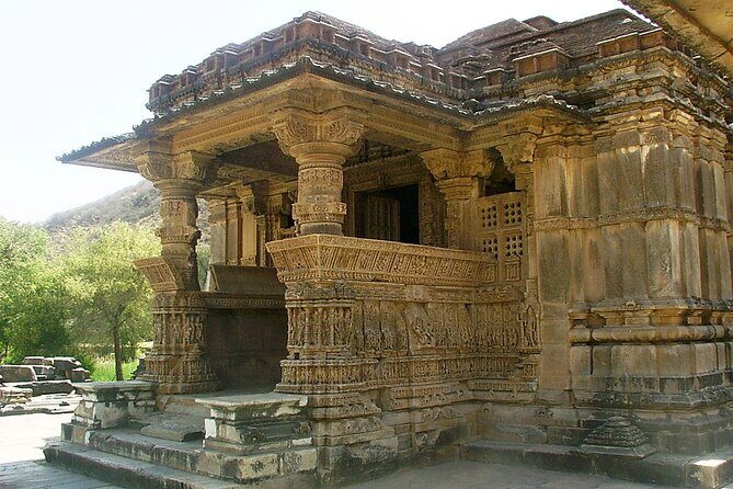 Half-Day Private Tour Saas-Bahu Temple and Eklingji Sightseeing - Frequently Asked Questions