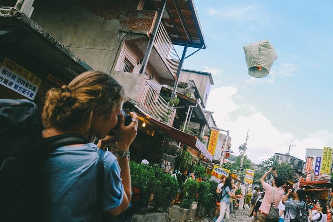 Half Day Private Tour to Jiufen, Shifen Waterfall & Pingxi Sky Lantern - Pricing & Value