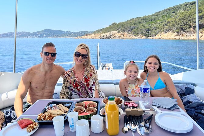 Half Day Private Yacht Charter on Our Pershing 40 in Saint Tropez - Important Considerations