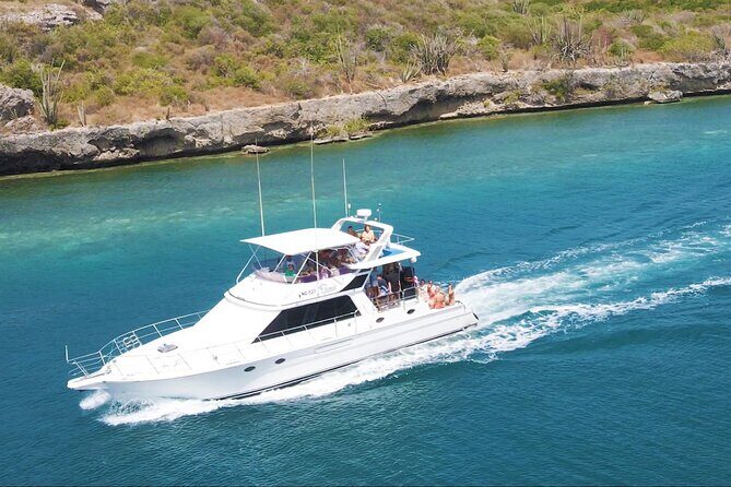 Half day private yacht cruise & snorkel - Key Points