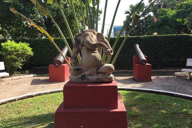 Half-Day Royal Palace, Wat Phnom & Independence Monument Tour - The Transportation and Comfort