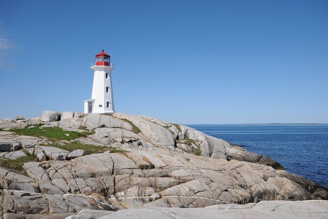 Half Day Small Group Tour in Peggy's Cove and Titanic Cemetery - Key Points