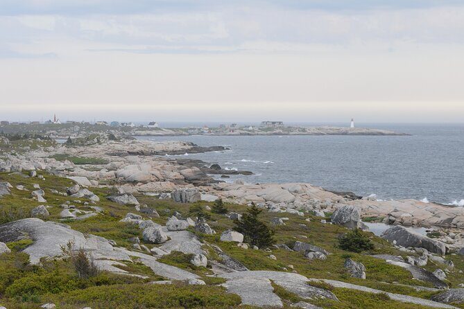 Half Day Small Group Tour in Peggy's Cove and Titanic Cemetery - The Sum Up