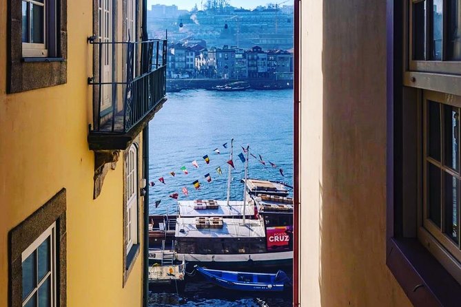 Half-Day Small Group Tour of Porto City With Wine Tasting - Personalized Experience With Small Groups