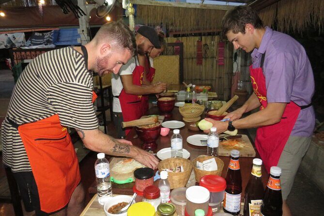 Half-Day Thai Cooking Class and Market Tour From Chiang Mai - The Sum Up