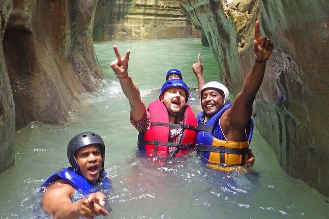 Half Day Tour in Waterfalls of Damajagua Puerto Plata - Practical Details: Transport, Pricing, and Physical Demands