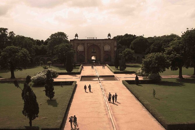 Half-Day Tour Of Qutb Minar, Humayun Tomb and Agrasen Ki Baoli - Key Points