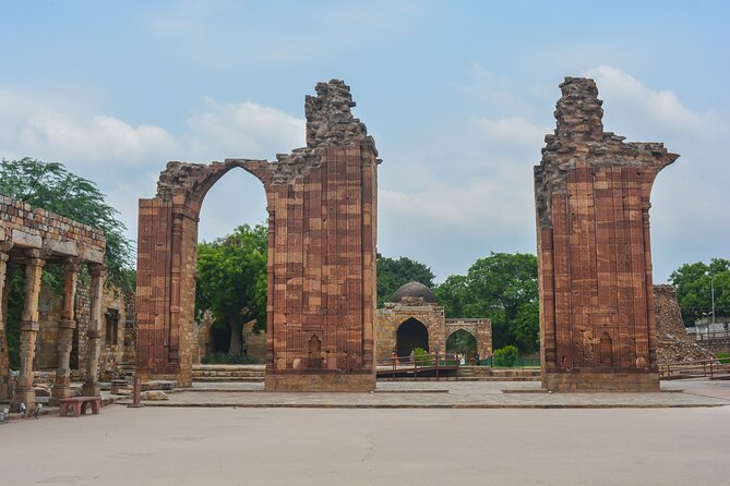 Half-Day Tour Of Qutb Minar, Humayun Tomb and Agrasen Ki Baoli - Who Would Love This Tour?