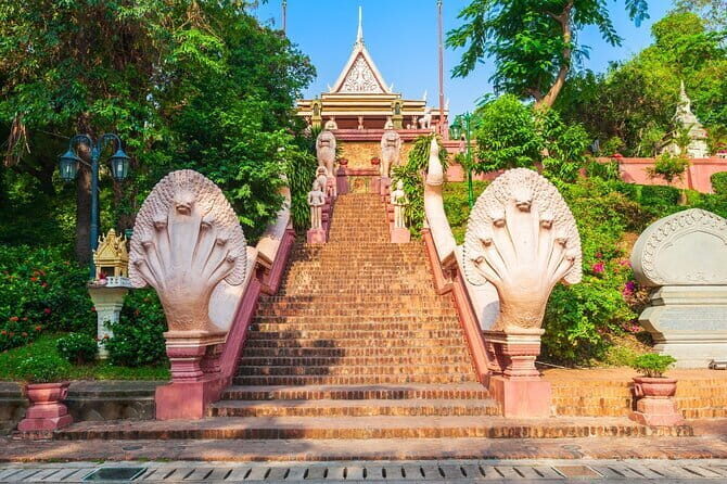 Half Day Tour of Wat Phnom, Royal Palace and National Museum - Exploring Phnom Penh in a Half Day: Wat Phnom, Royal Palace, and the National Museum