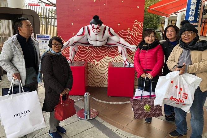 Half-Day Tour to Enjoy Japans Largest Illumination and Outlet - Positive Traveler Experiences