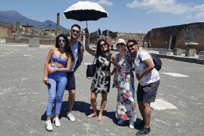 Half-Day Tour to Pompeii Archaeological Park From Salerno - Navigating the Small Group Tour Experience