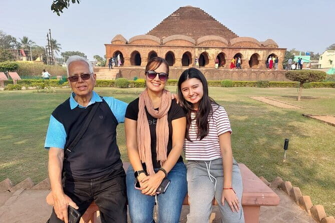 Half Day Tour to the Flower Market and Howrah Bridge in Kolkata - FAQ