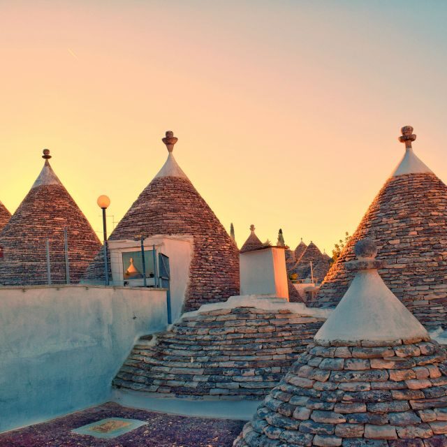 Half-day trip from Matera: Excursion to Alberobello - Key Points