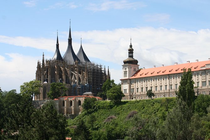 Half Day Trip to Kutna Hora and Bone Church From Prague - Accessibility and Additional Info