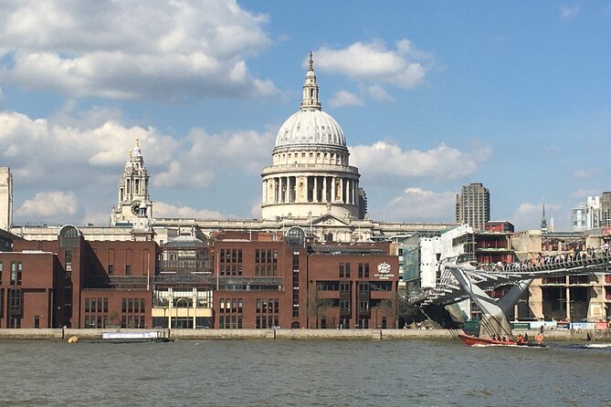 Half-day walking tour by the banks of the River Thames in a small group - The Sum Up